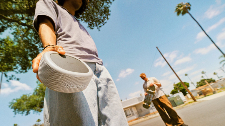 Urbanista Launches Malibu Speaker Powered By Powerfoyle Solar Cell ...