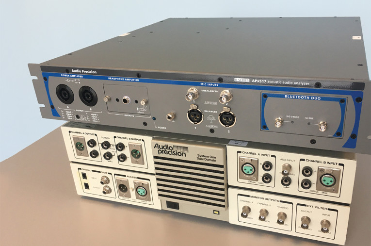 Fresh From the Bench: Audio Precision APx517B Acoustic Audio Analyzer ...