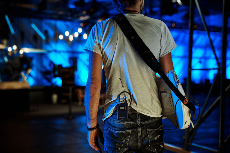 Sennheiser Starts Shipping EW-DX Digital Wireless Microphone Series ...