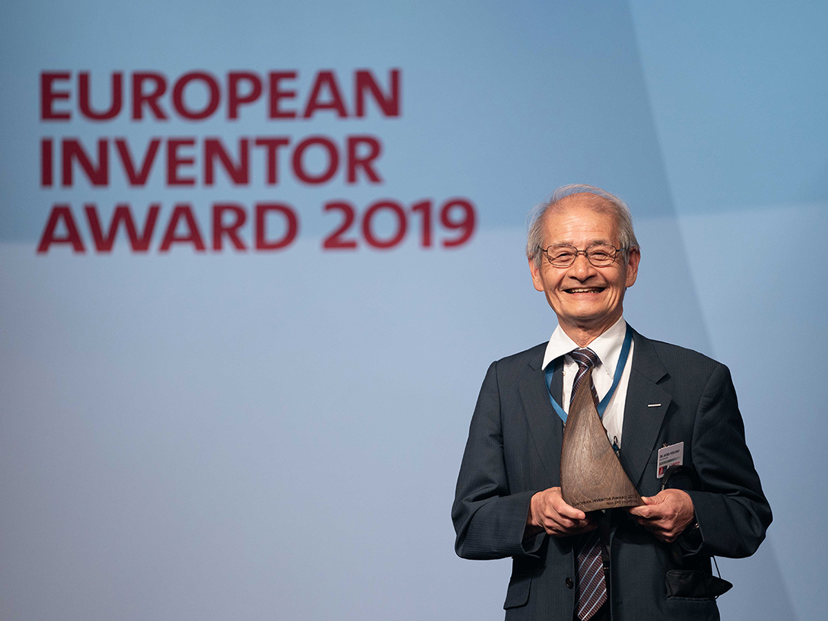 Lithium-Ion Battery Inventor Receives the European Inventor Award 2019 ...