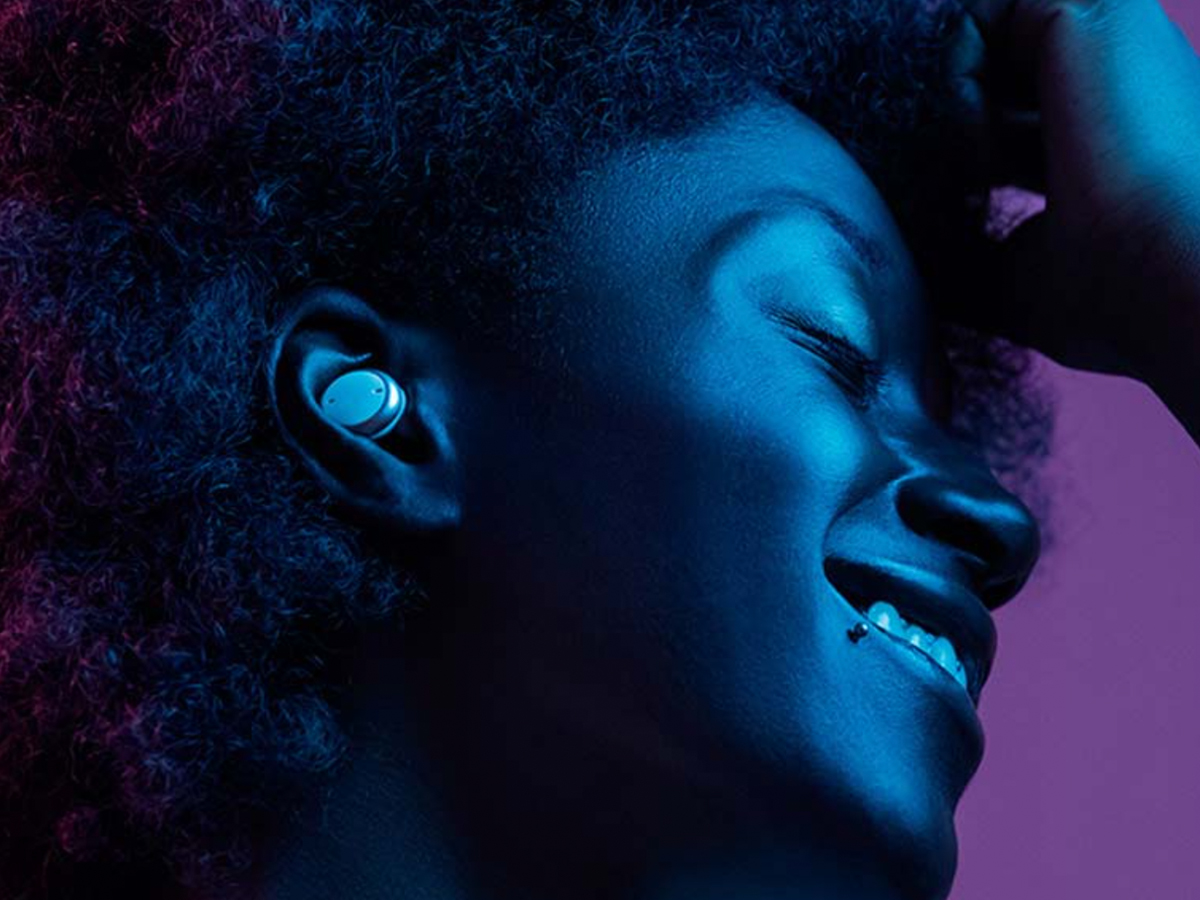 Signia Breaks Barriers With Active Pro Earbud-Style Hearing Aids ...