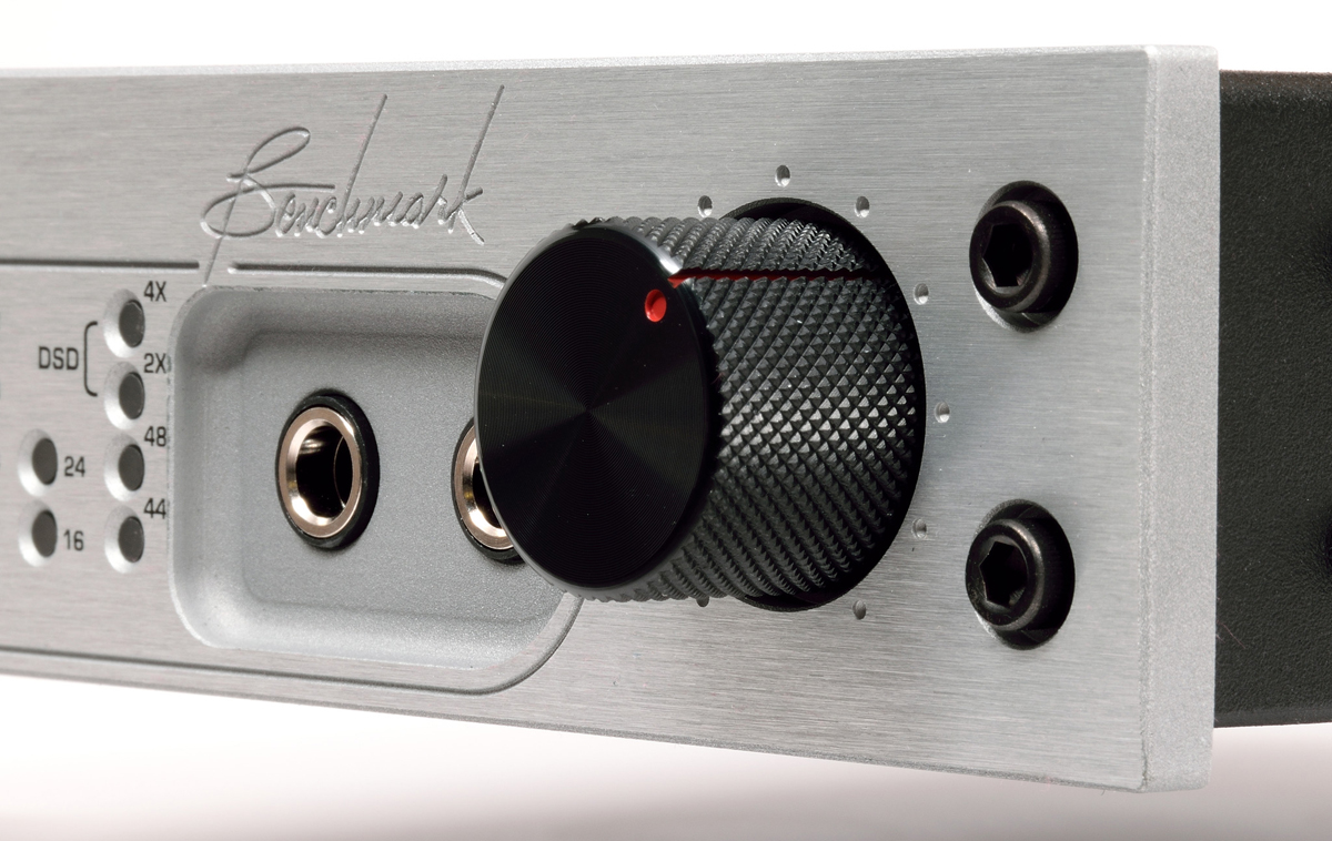 Fresh from the Bench: Benchmark DAC2 DX Stereo D/A Converter | audioXpress