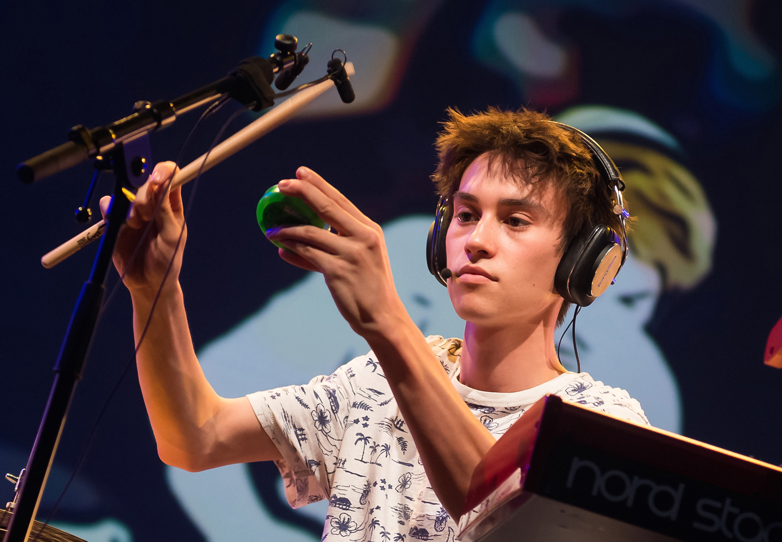 Jacob Collier and Ben Bloomberg Turn to DPA Microphones to Record Live ...