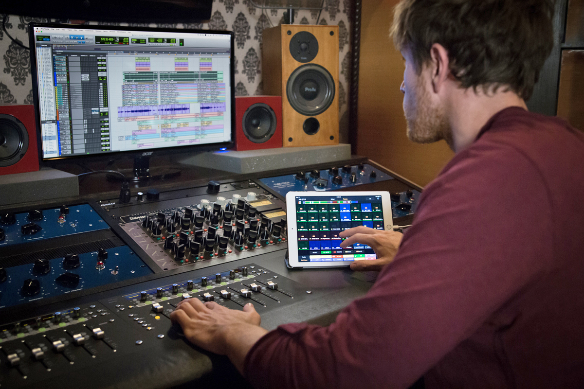 Avid Releases Pro Tools 12.2 with Plug-in Bundles, New Features, and Lower Pricing | audioXpress