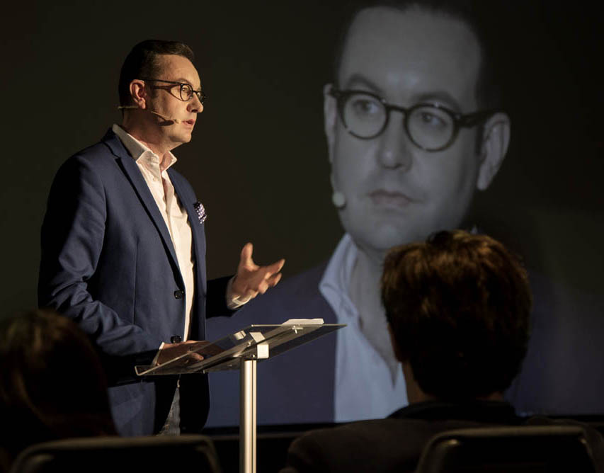 RØDE Introduces New Headset Microphone and Upgrades Some of its Most ...