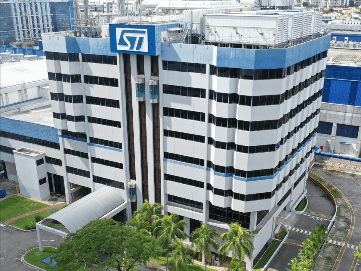 STMicroelectronics Establishes World’s First “Lab-in-Fab” to Advance ...