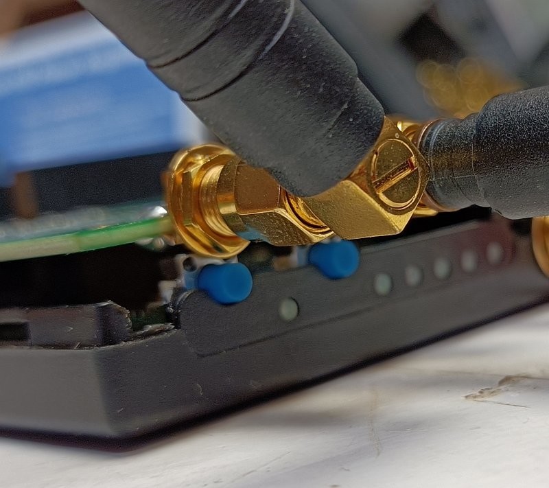 The Opera Cake Stackable Antenna and Filter Switch for HackRF One by ...