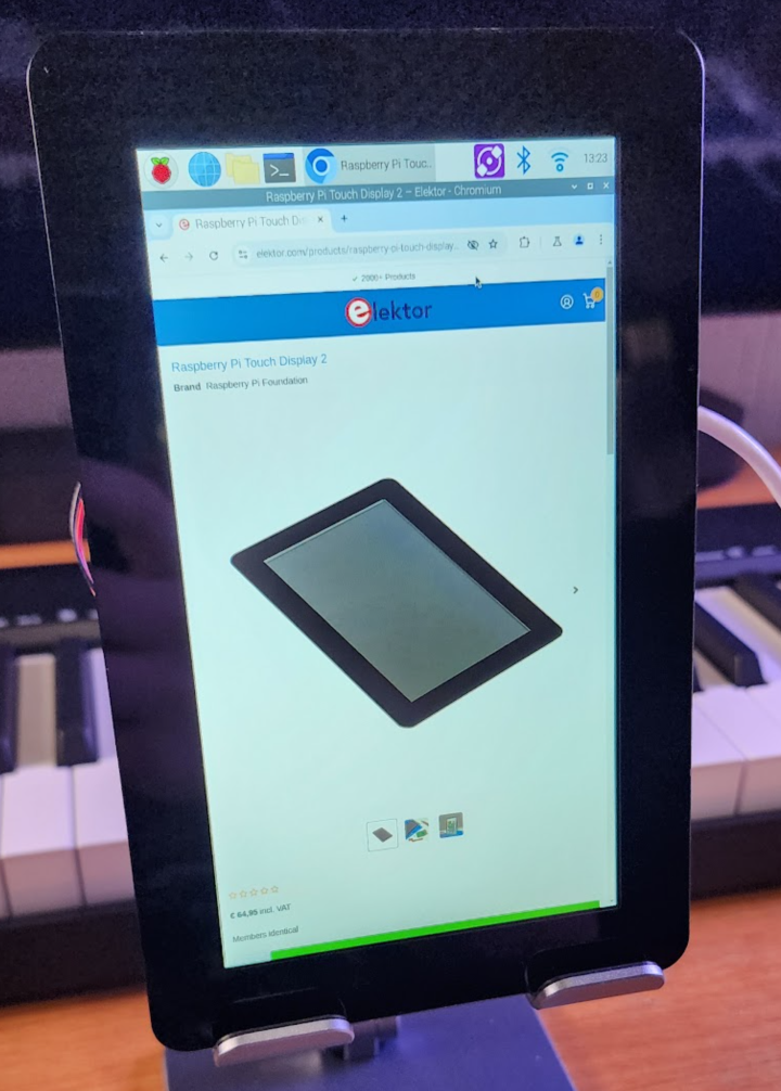 Raspberry Pi Touch Display 2 Hands-On | Elektor Magazine