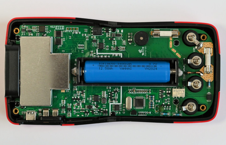 Zoyi ZT-703S Oscilloscope, Multimeter and Function Generator (Review) | Elektor Magazine