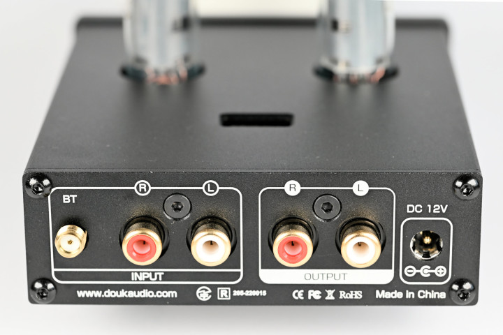 Douk Audio P6 Mini Tube Preamplifier (Review) | Elektor Magazine