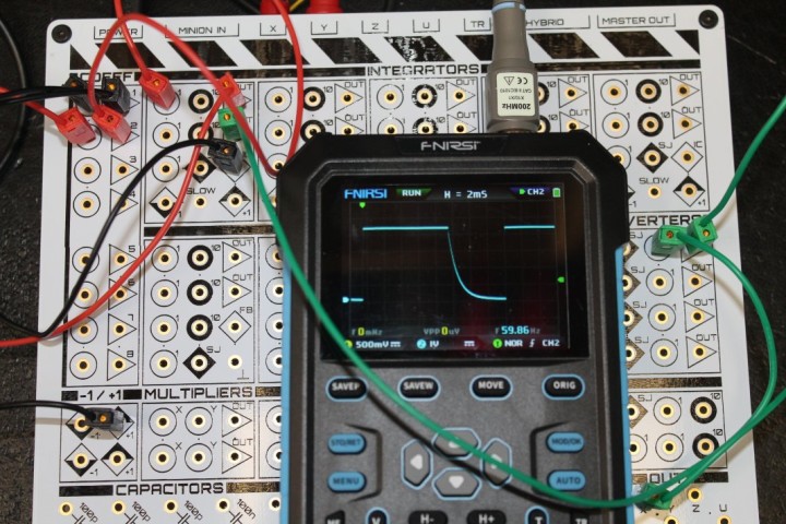 The Analog Thing - The Arduino of Analog Computing? | Elektor Magazine