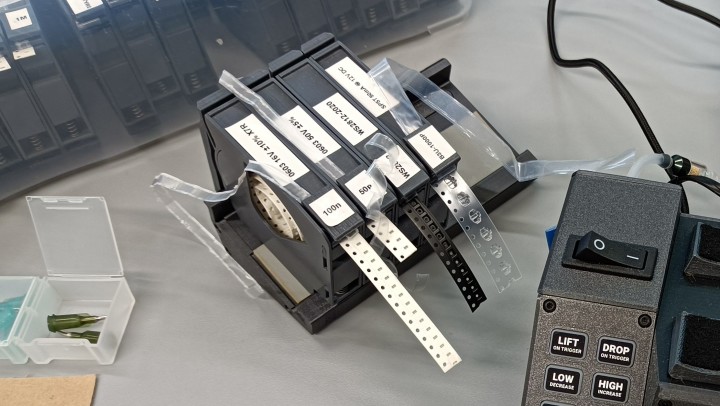 Pixel Pump - Pick and Place Tool Simplifies Manual SMT Board Assembly ...