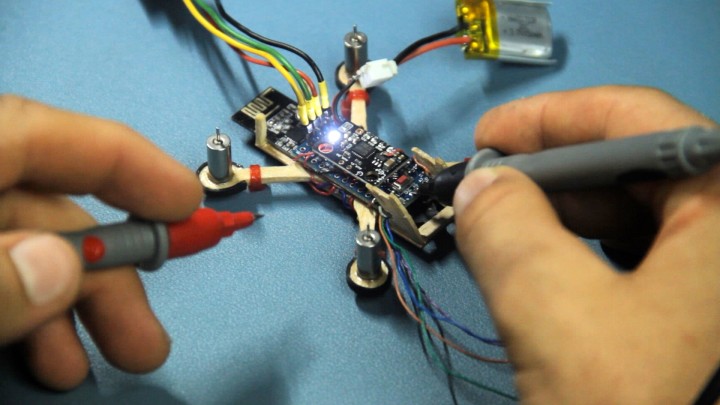 Make a Tiny Arduino Drone with FPV Camera | Elektor Magazine