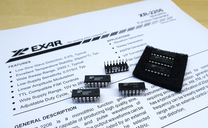 Elektor Lab Notes 17: Vintage Electronics, LoRa-Based Data Transmission ...