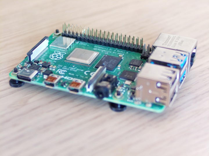 PiKVM: How to Use a Raspberry Pi as a KVM Remote Control | Elektor Magazine