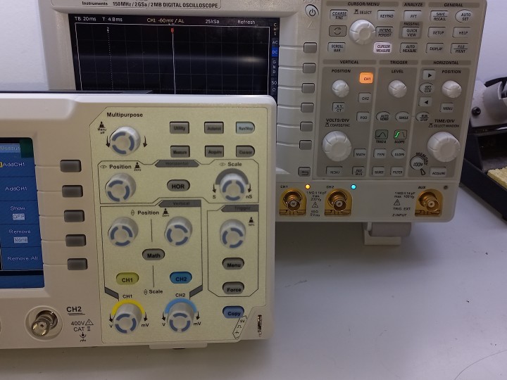 SDS1102: An Owon Oscilloscope That Offers Simplicity (Review) | Elektor ...