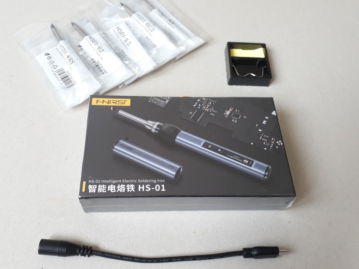 Fnirsi HS-01 Smart Lötkolben (Review) | Elektor Magazine