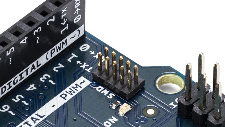 UNO R4 - Un examen approfondi de deux nouvelles cartes Arduino : Minima ...