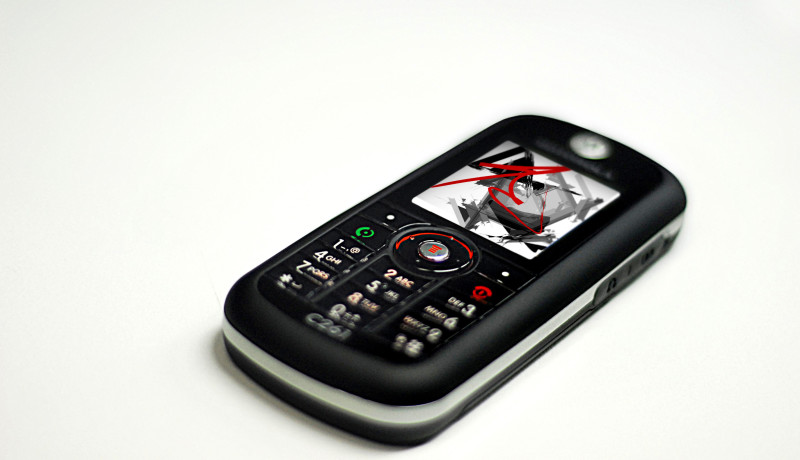 The Future of Cellphone Charging | Elektor Magazine