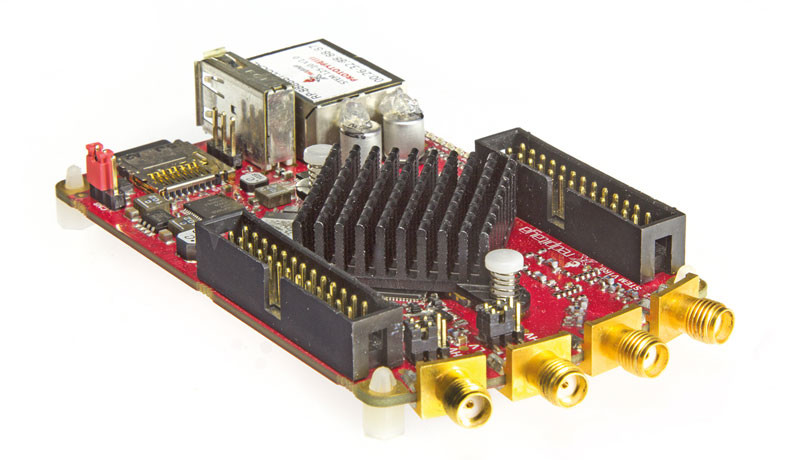 Review: The new Red Pitaya line | Elektor Magazine