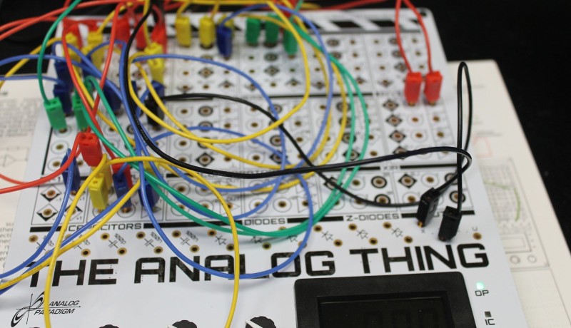 The Analog Thing - The Arduino of Analog Computing? | Elektor Magazine
