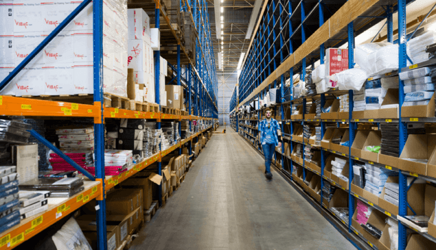 New hypermodern warehouse for Elektor webshops | Elektor Magazine