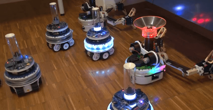 Swarmanoid: A Hive Mind Robot Collective in Action [Video] | Elektor Magazine