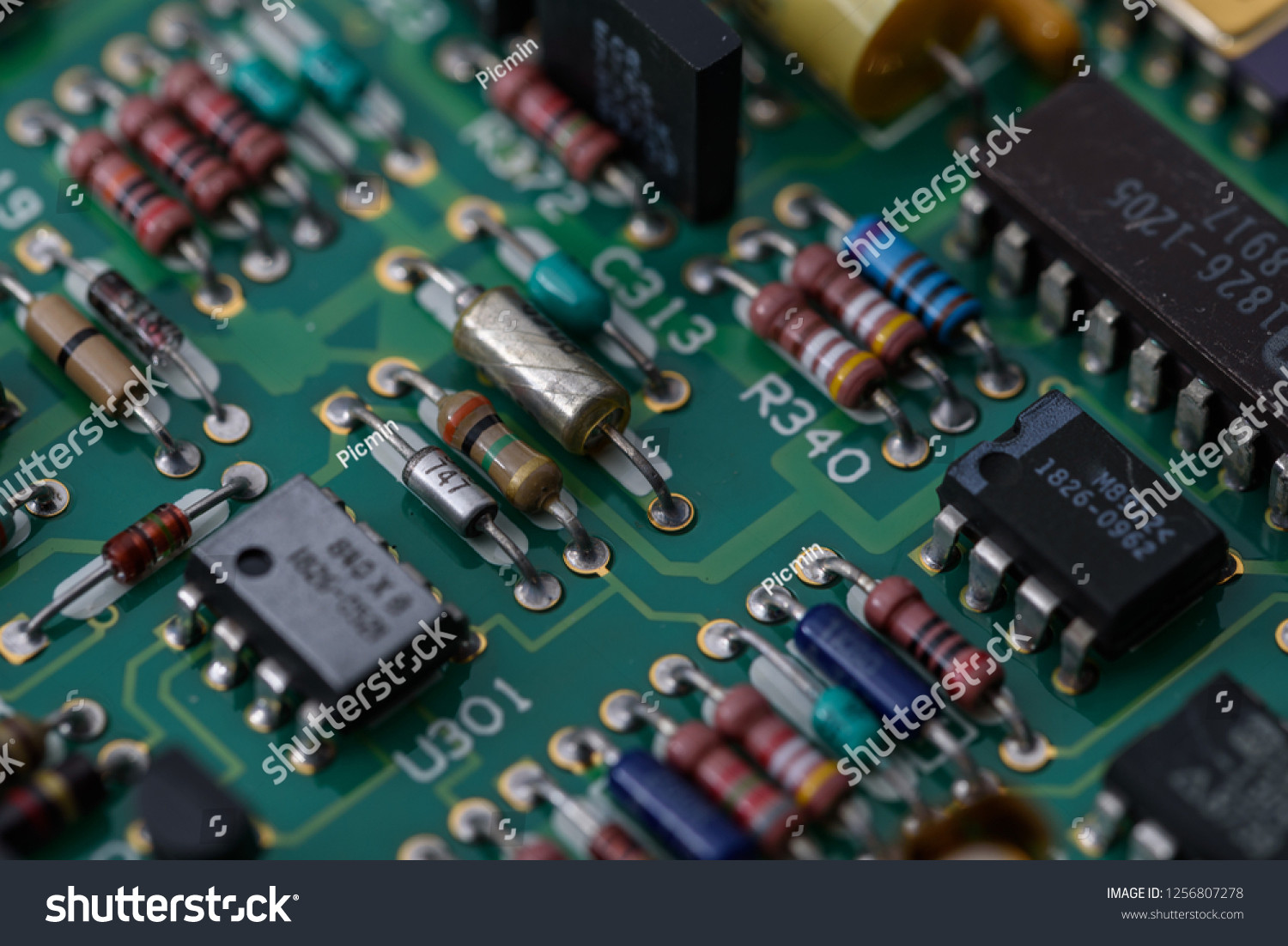 Analogue Design and Circuitry | Elektor Magazine