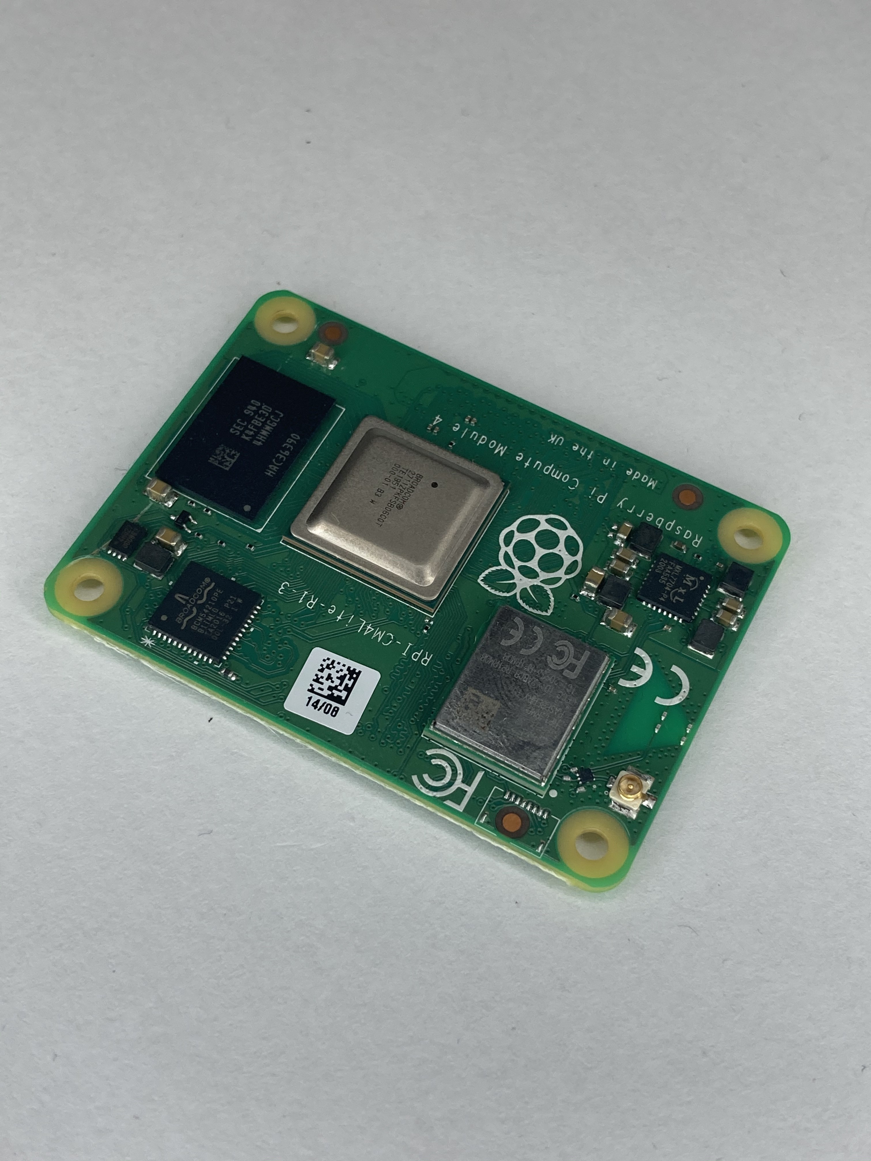 Raspberry Pi Compute Module 4 | Elektor Magazine