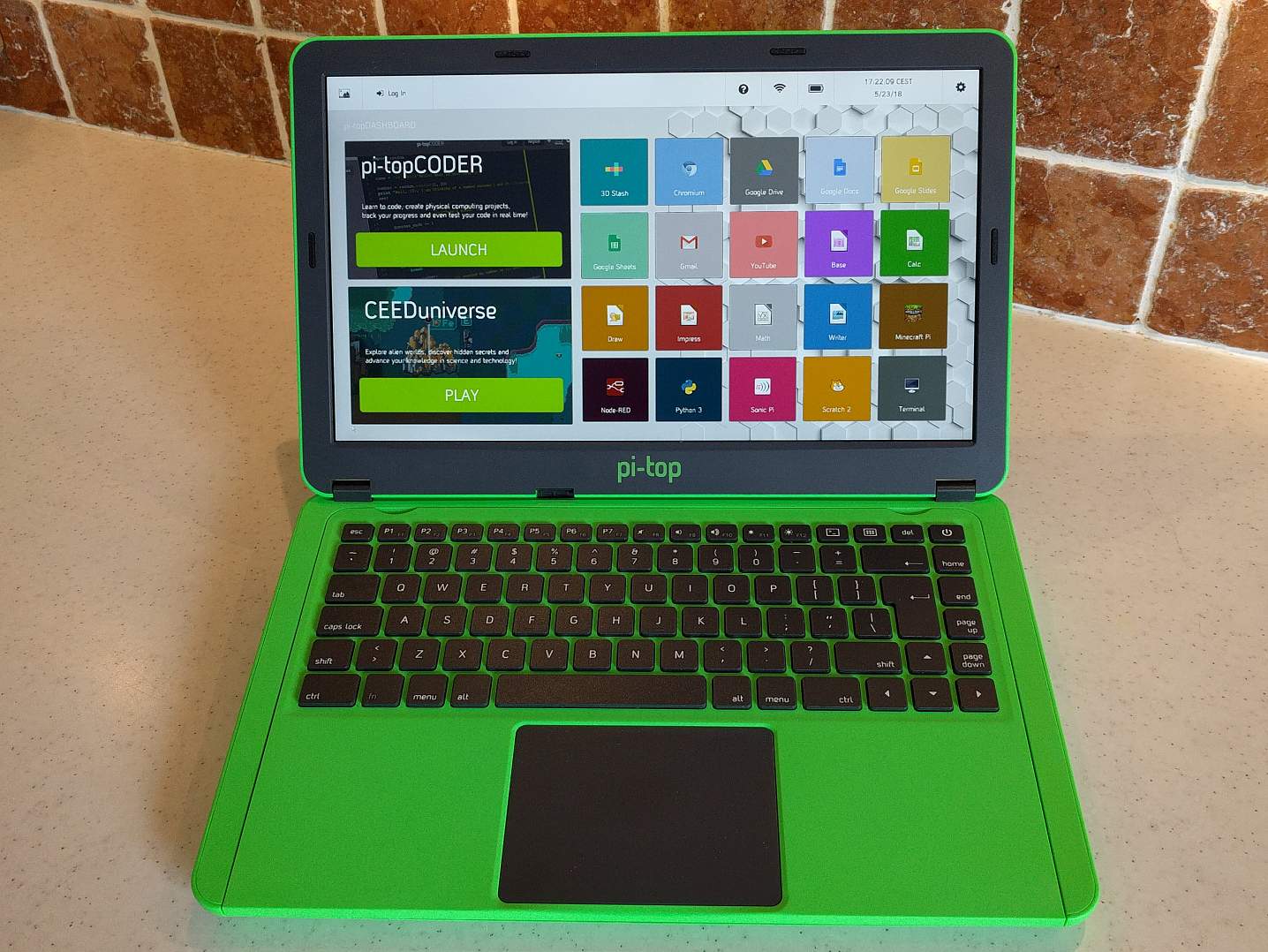 Review & Raffle: pi-top 3 turns Raspberry Pi into STEAM engine ...