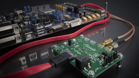 A Transmitter that runs on Bits | Elektor Magazine