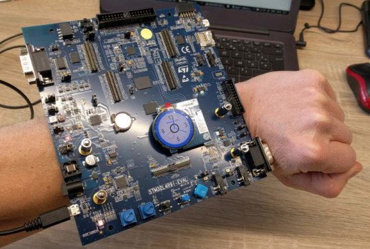 Review: a look at the STM32L4R9I-EVAL evaluation board - page 2 - p 17762 | Elektor Magazine