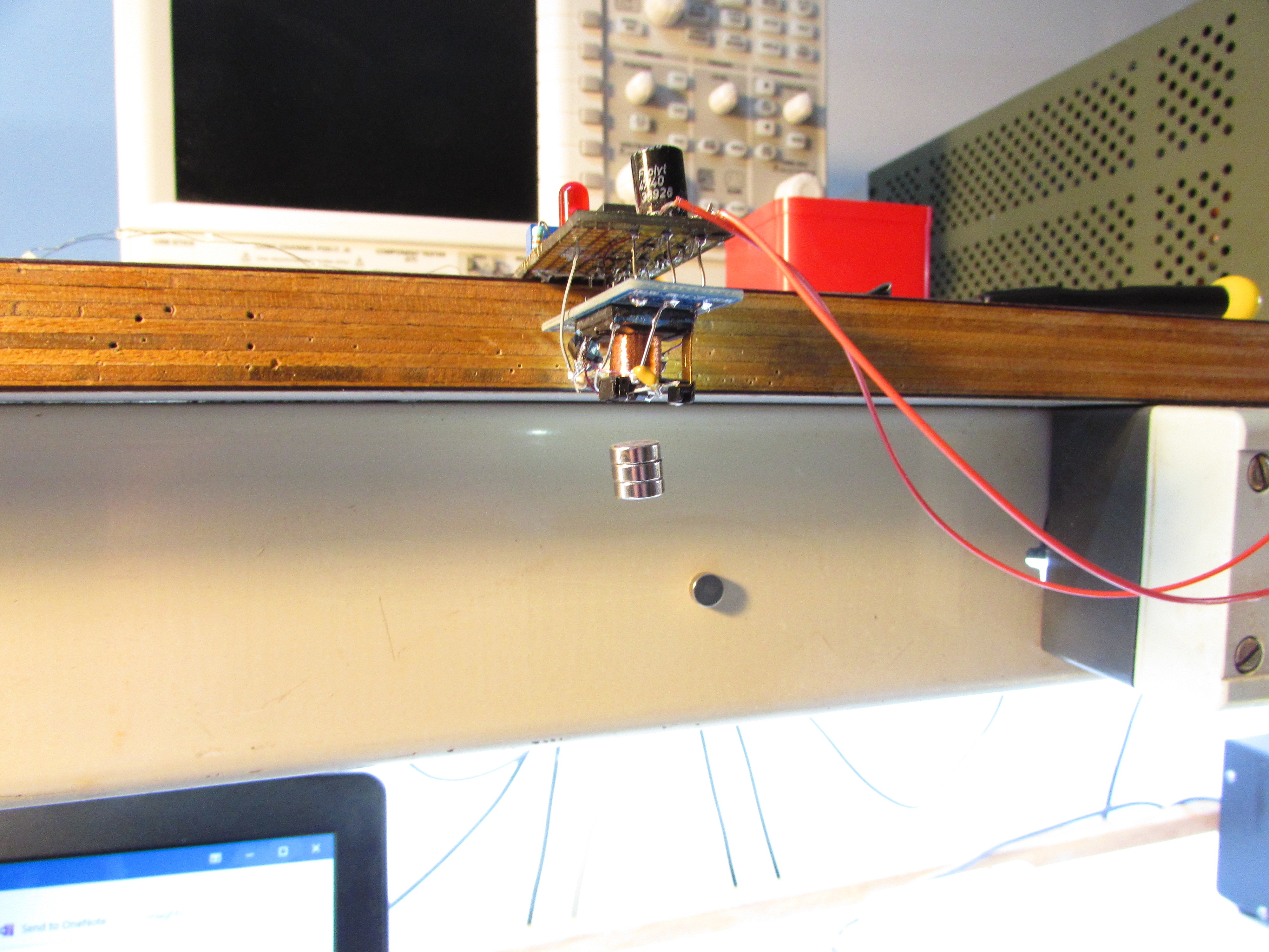 Magnetic Levitation the Easy Way | Elektor Magazine