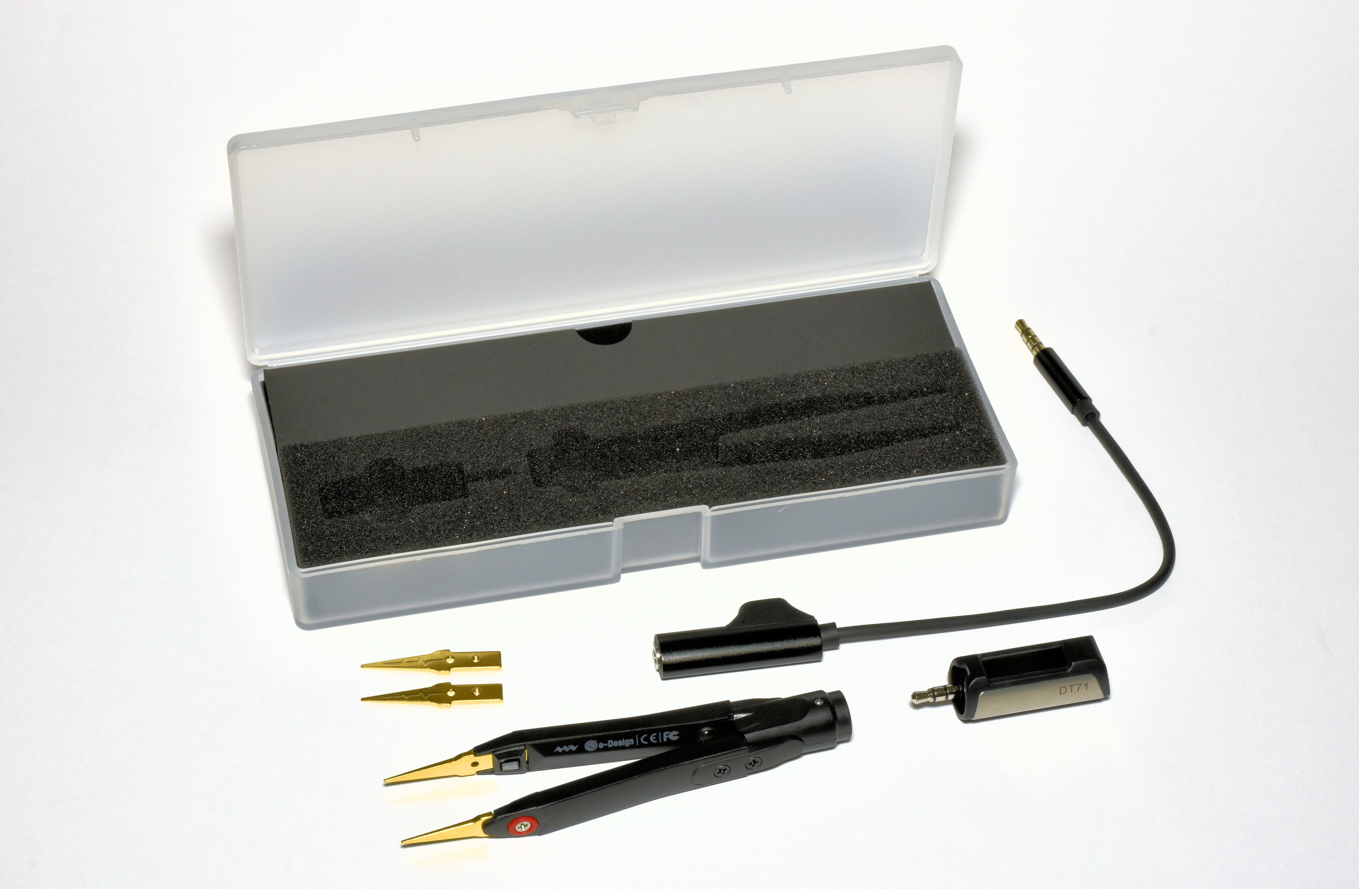 Miniware DT71 Digital Tweezers | Elektor Magazine