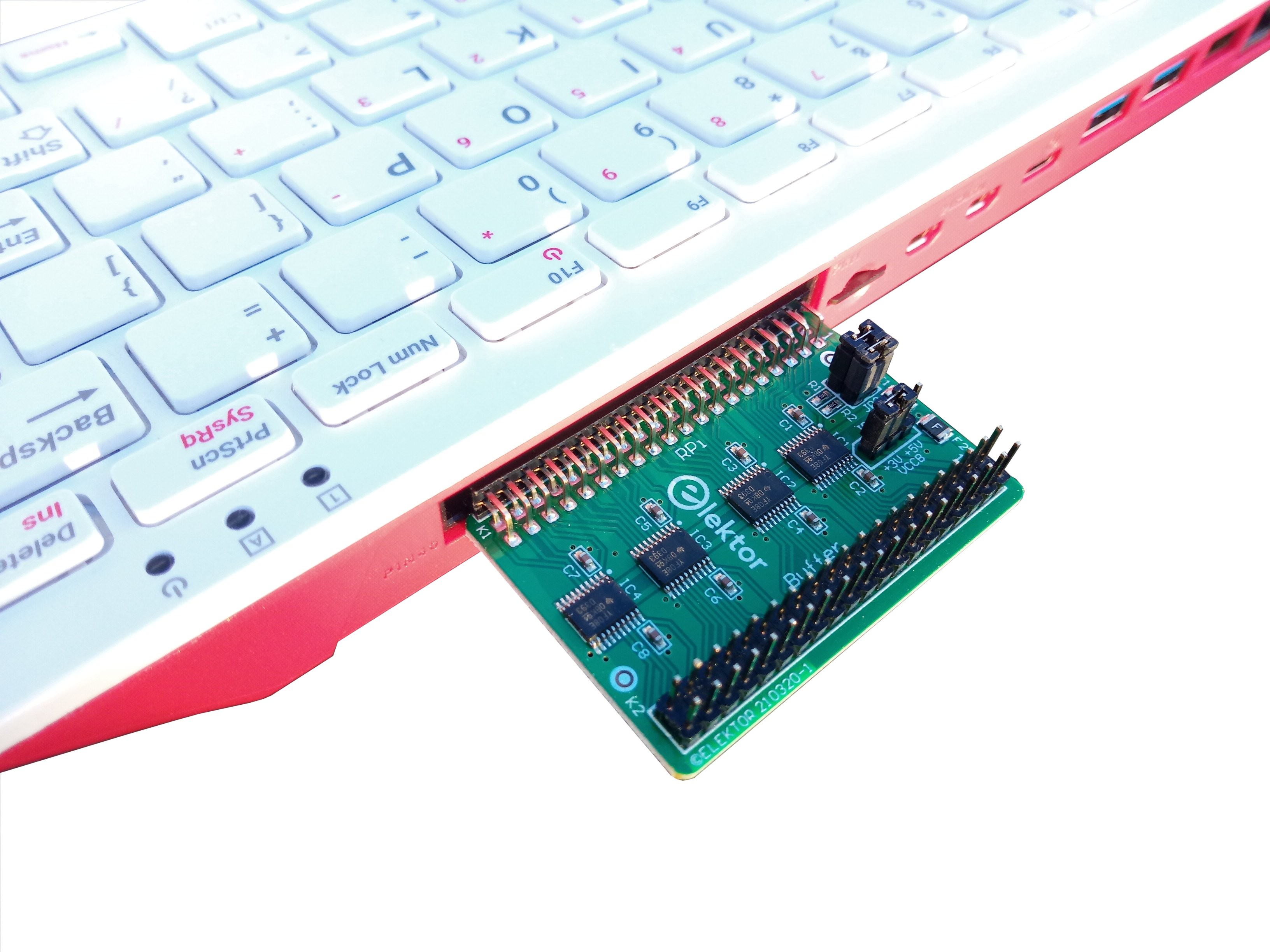 Elektor's Raspberry Pi 400 Buffer Board | Elektor Magazine