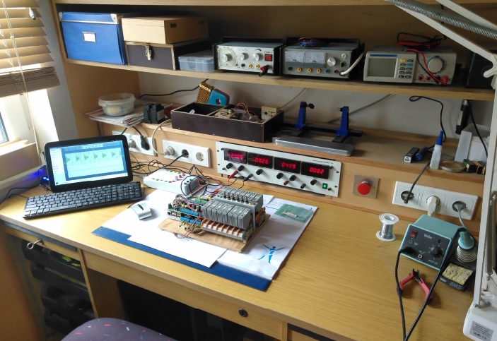 Mein Elektronik-Labor: Umgebaute Autowerkstatt | Elektor Magazine