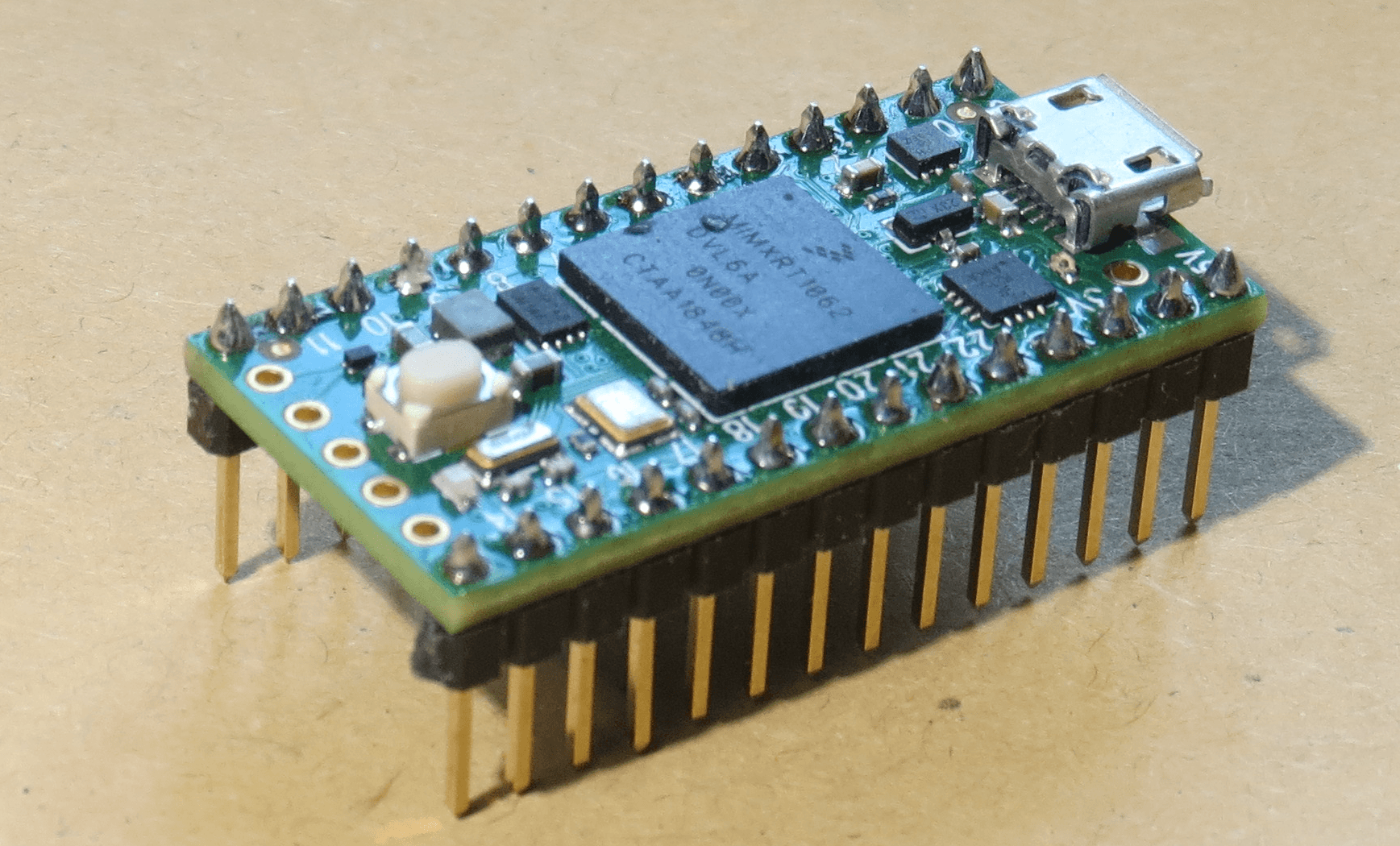 Teensy 4.0 – waarom is dat board zo snel? | Elektor Magazine