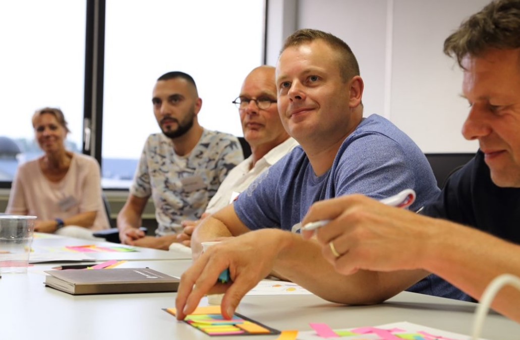 Groei met Hogeschool Dirksen | Elektor Magazine