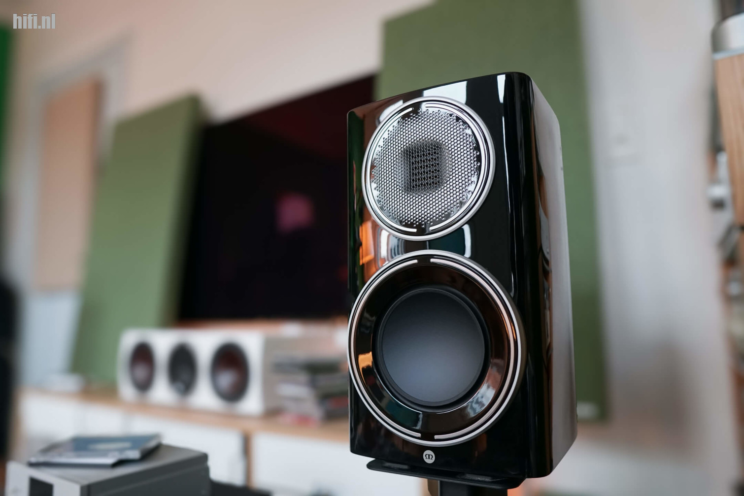 Review Monitor Audio Platinum 100 3G komt helemaal los van de speakers