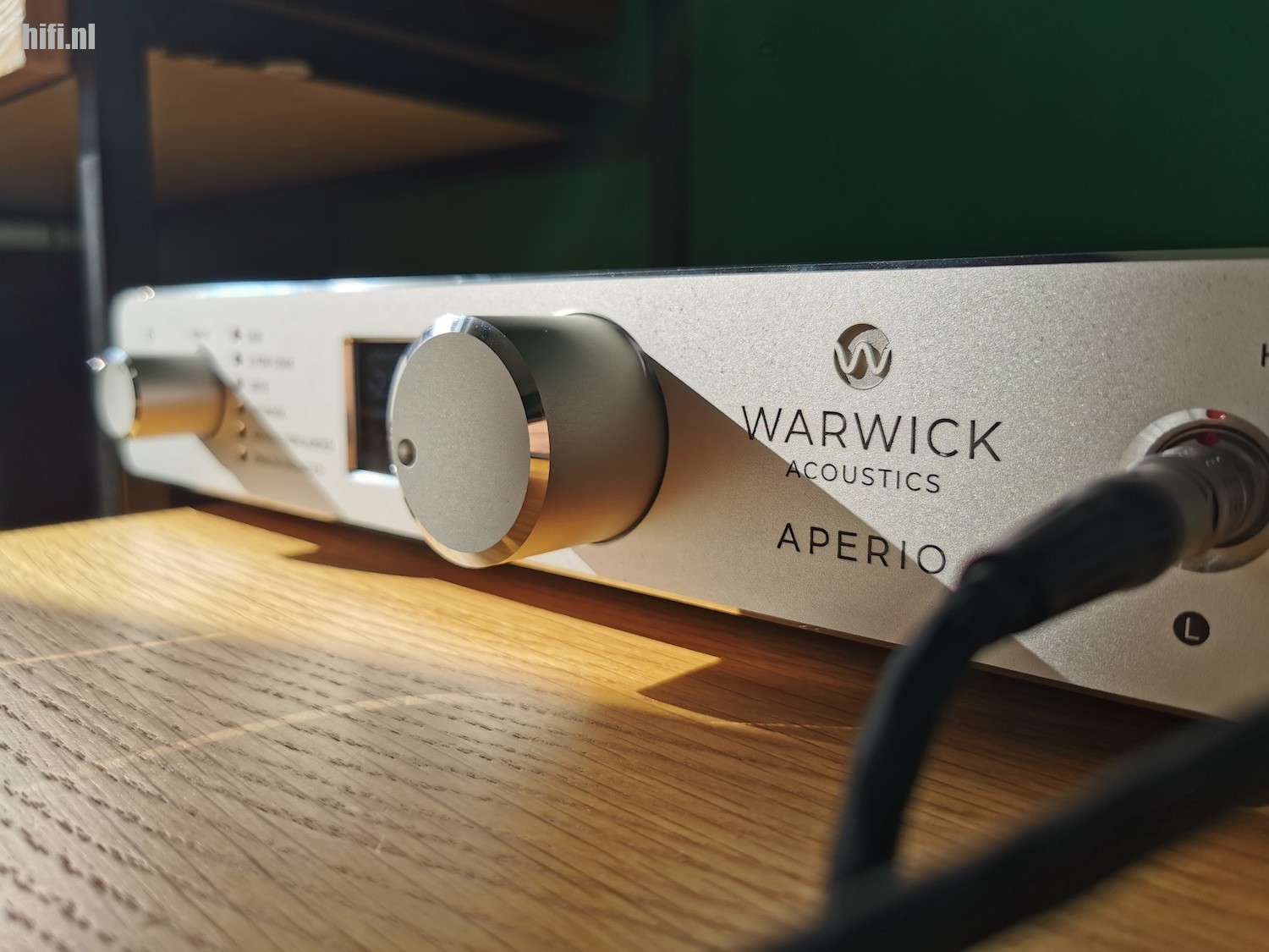 Review Warwick Acoustics Aperio headphone system