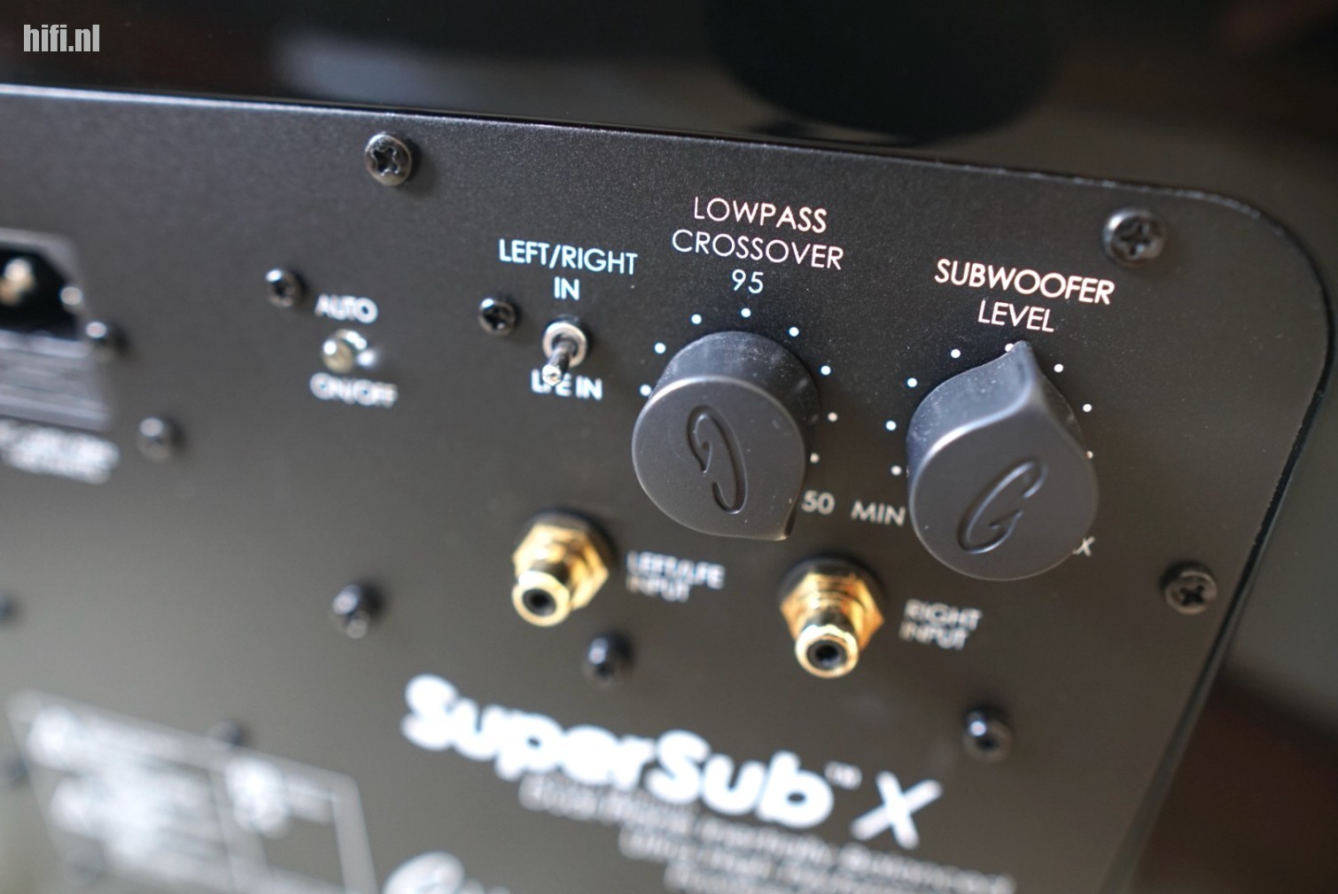 Review GoldenEar SuperSub X en XXL Chique subwoofers met helder ultralaag