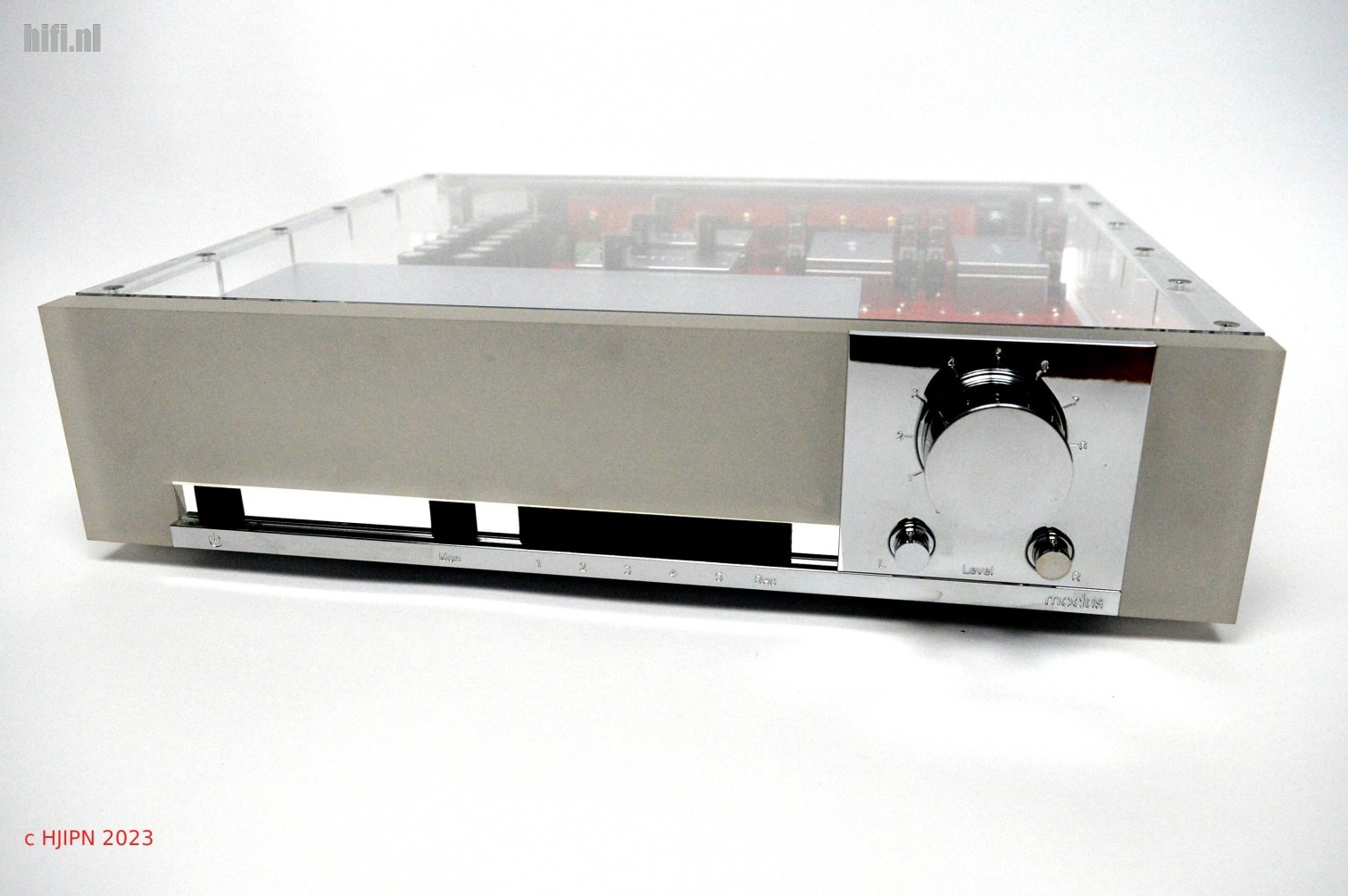 Review Modus Audio SPR01 pre amp and SPA01 power amp