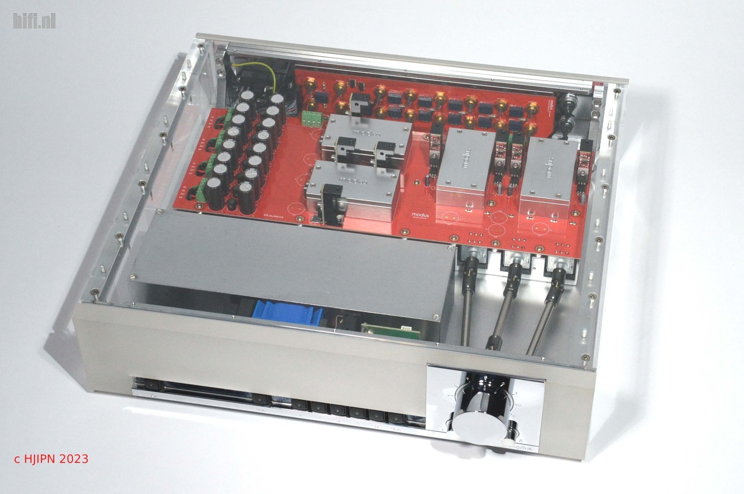 Review Modus Audio SPR01 pre amp and SPA01 power amp