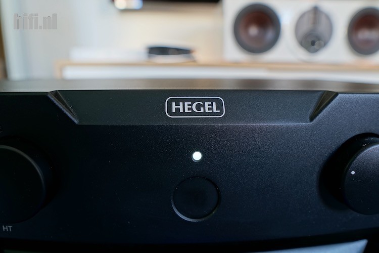 Review Hegel P30A voor en HD30A eindversterker nieuwe eindbazen uit ...