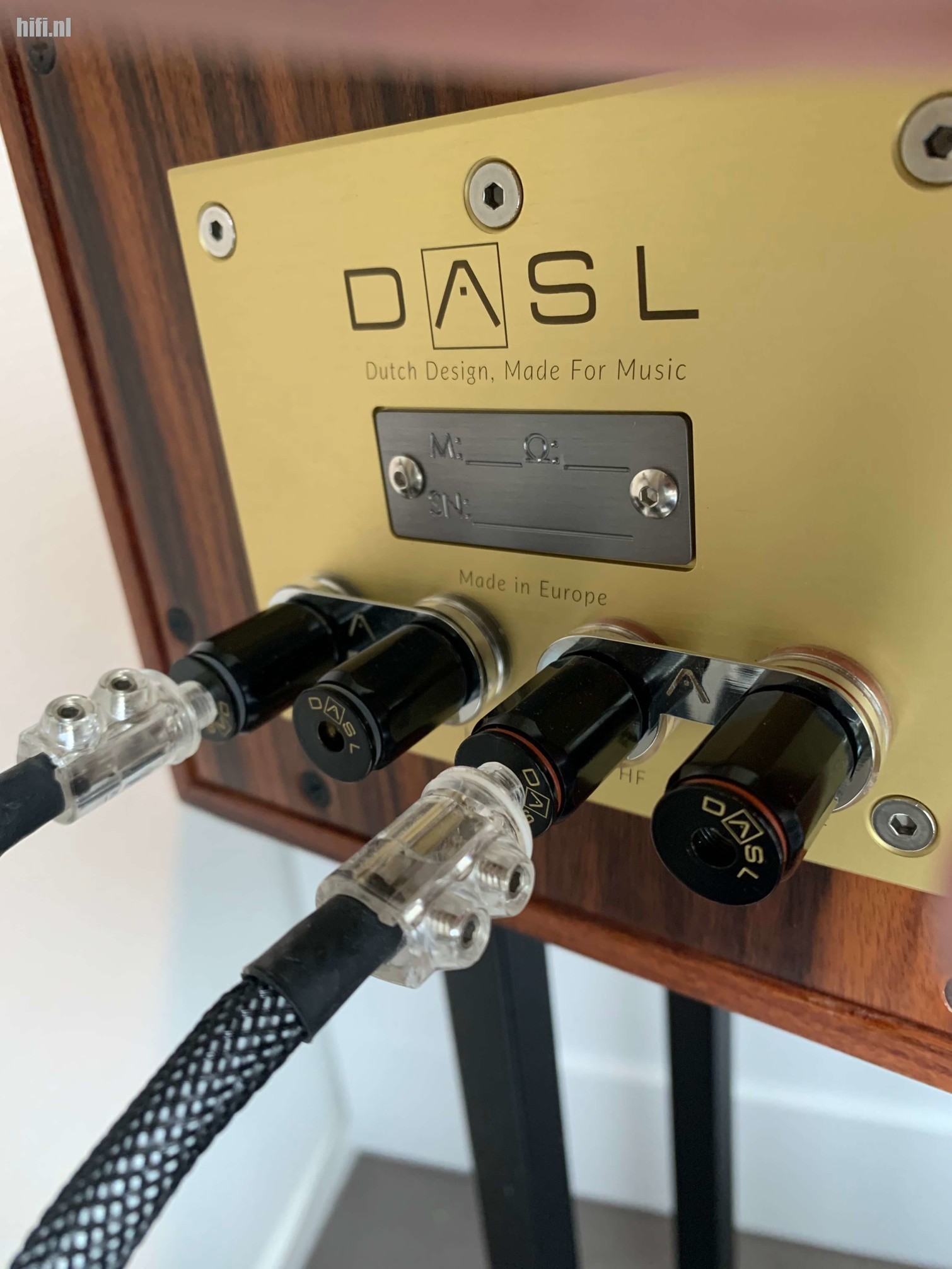 Review DaSL M.One monitorluidsprekers Dutch Design met een vleugje BBC