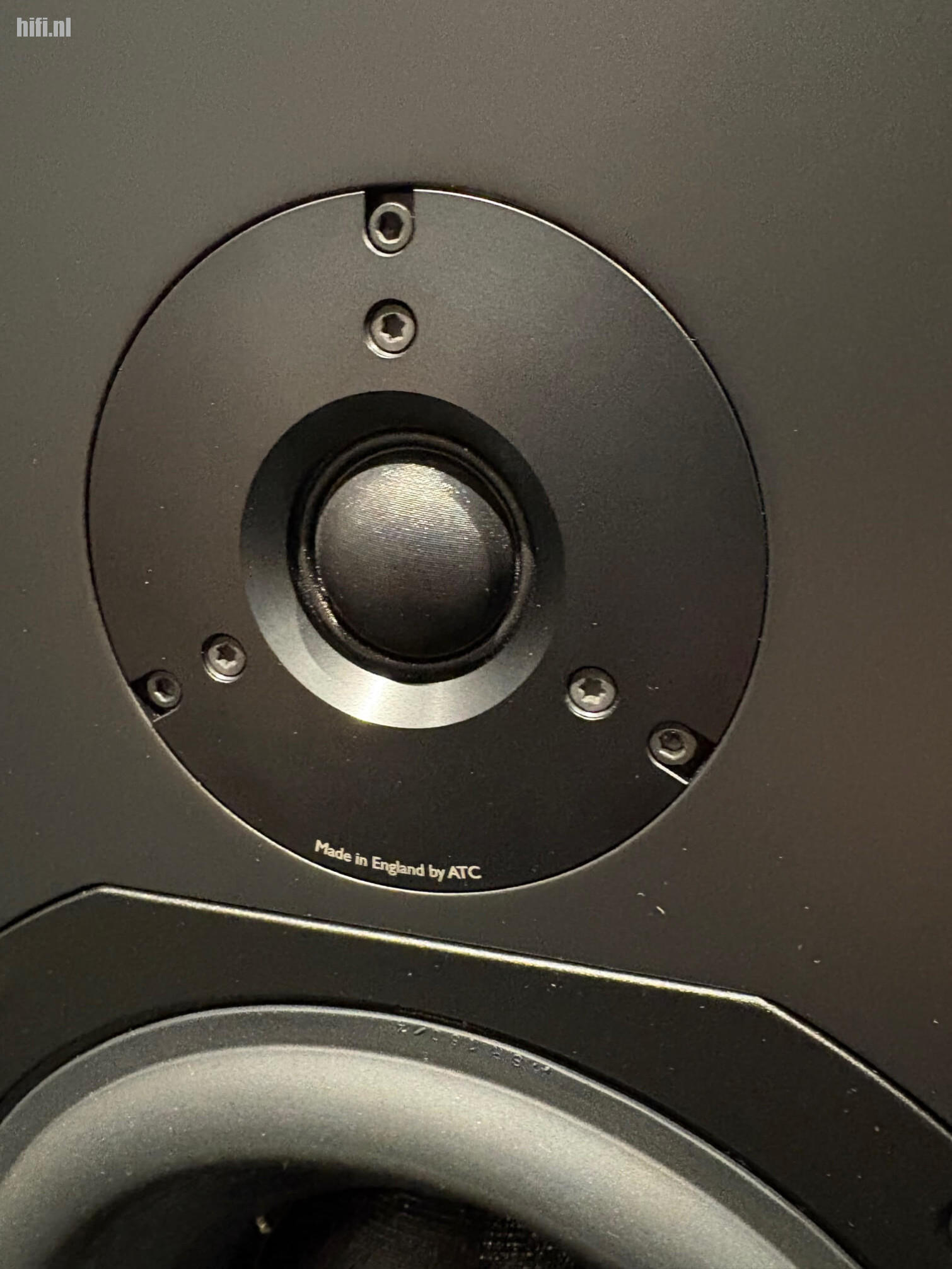 Review ATC SCM20ASL actieve monitoren luisteren bij Helios