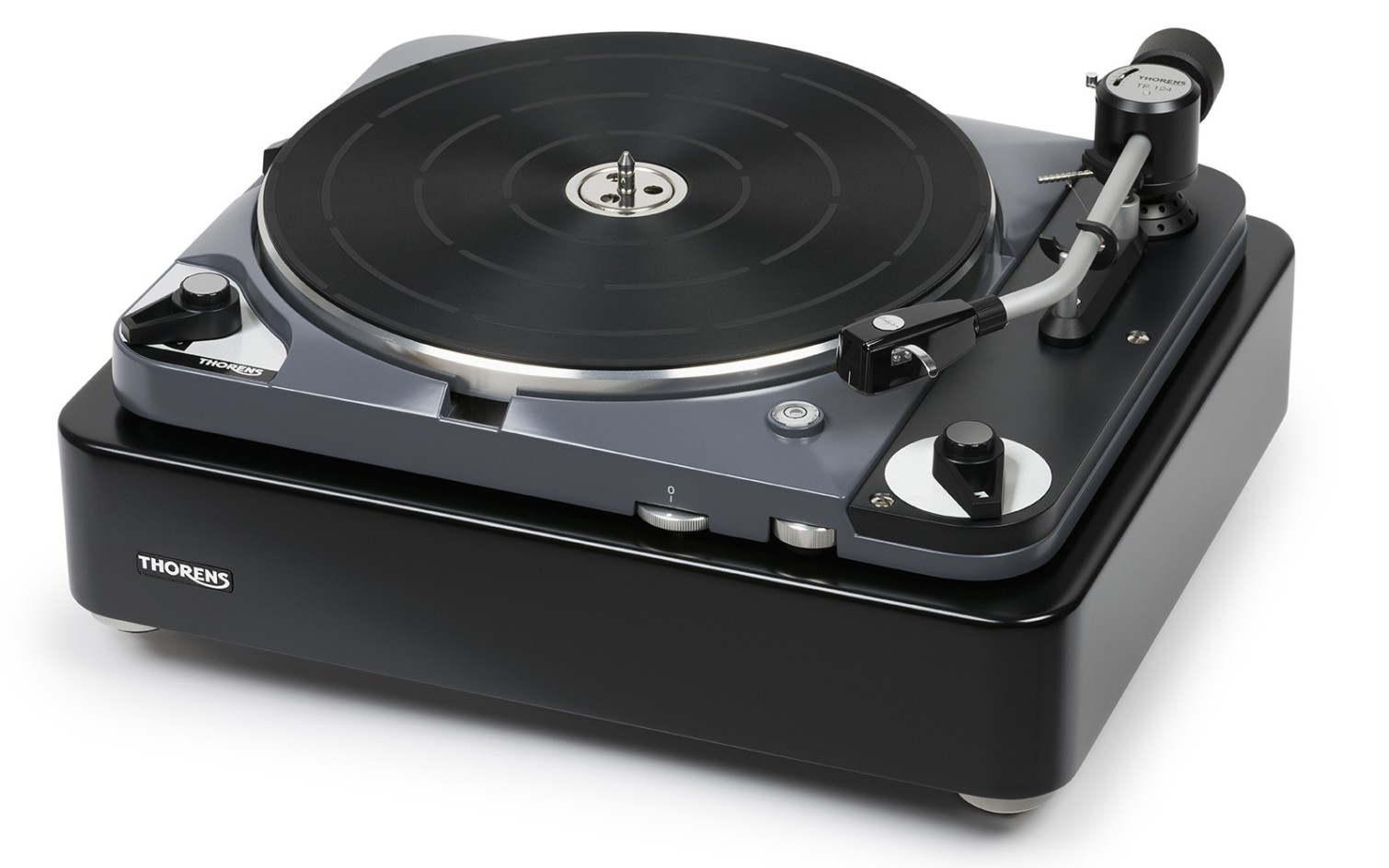 Thorens TD 124 DD draaitafel met vintage uiterlijk en moderne techniek