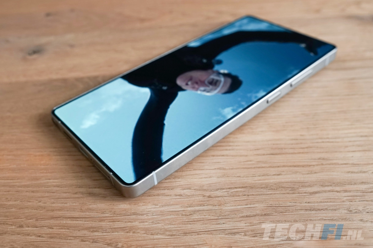 Samsung Galaxy S25 Ultra review: overal AI, maar nog altijd een topper | TechFi