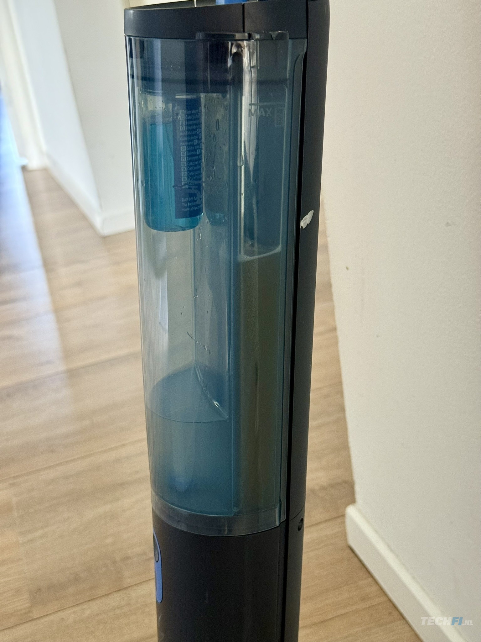 Philips OneUp review: deze elektrische dweil is een aanrader | TechFi