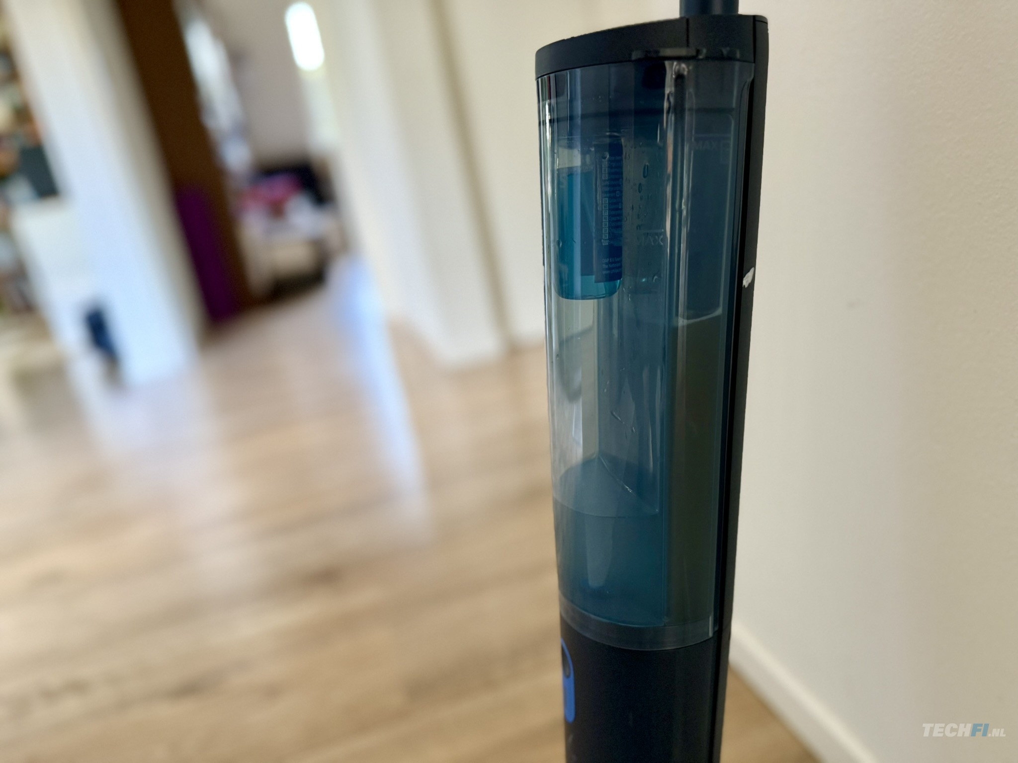 Philips OneUp review: deze elektrische dweil is een aanrader | TechFi